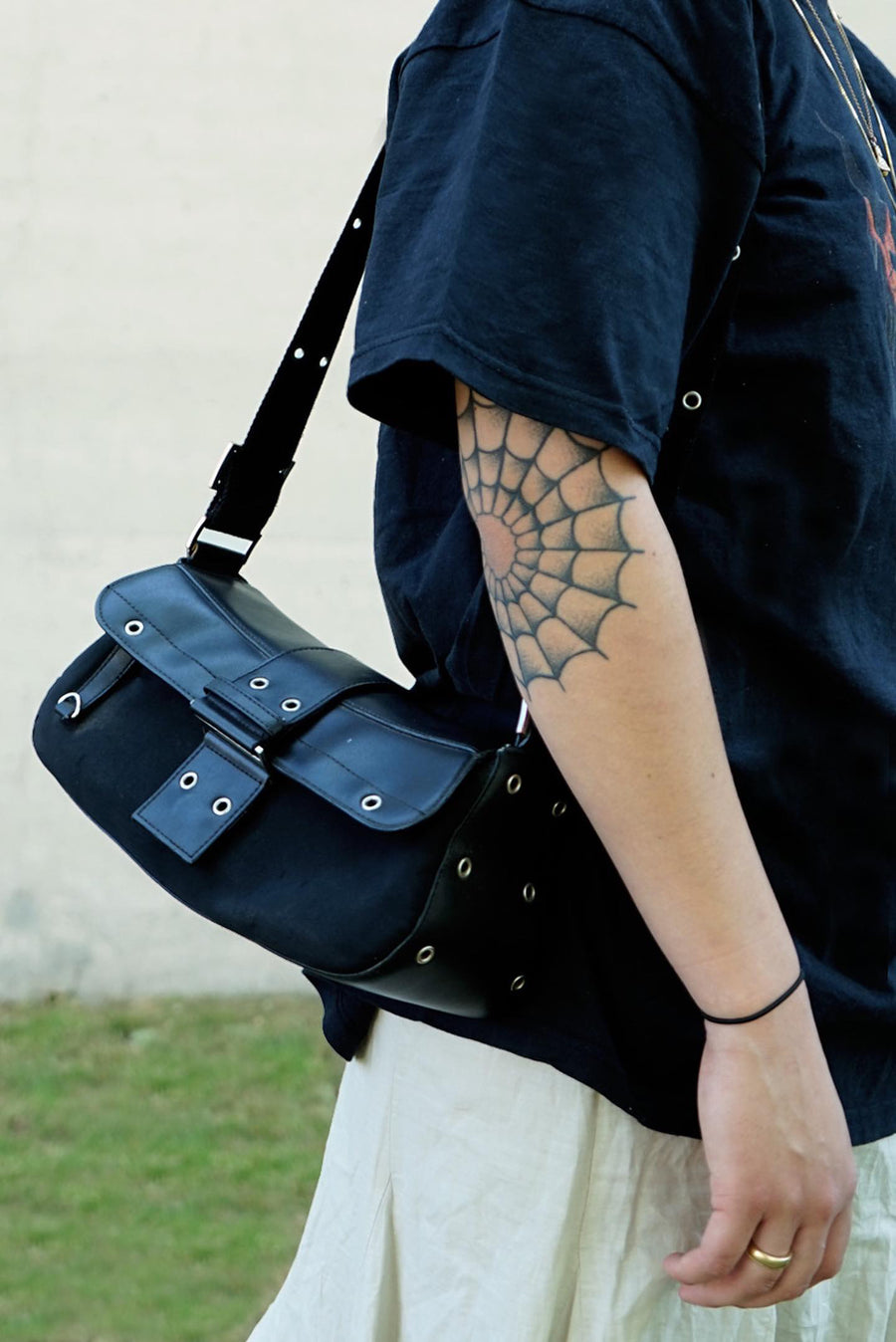 Rejoes - Second Hand Fashion Lookbook